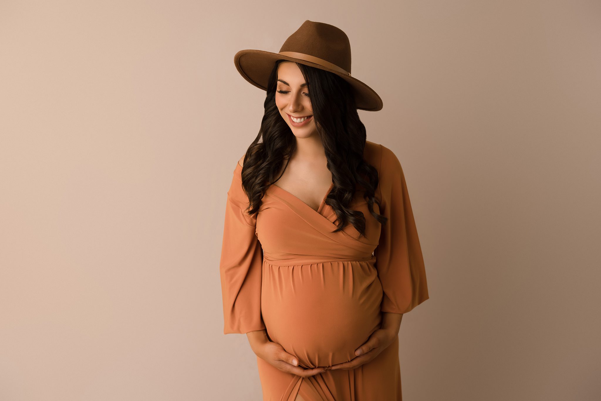 Brodie - A Pregnant Goddess | Aurora Joy Photography