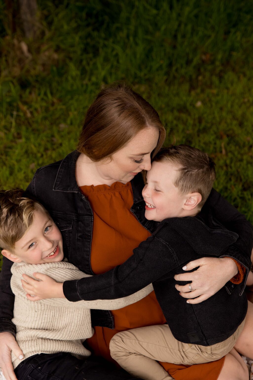 The best autumn colours for family photos | Aurora Joy Photography