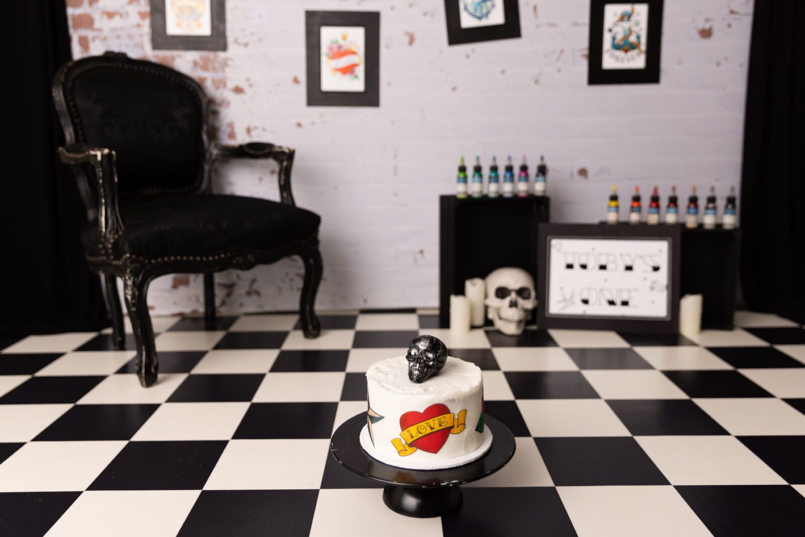 Why Cake smash photos are so important. | Aurora Joy Photography